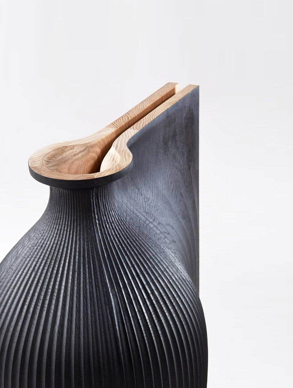 Ves-els by Zaha Hadid and Gareth Neal | Aesence®