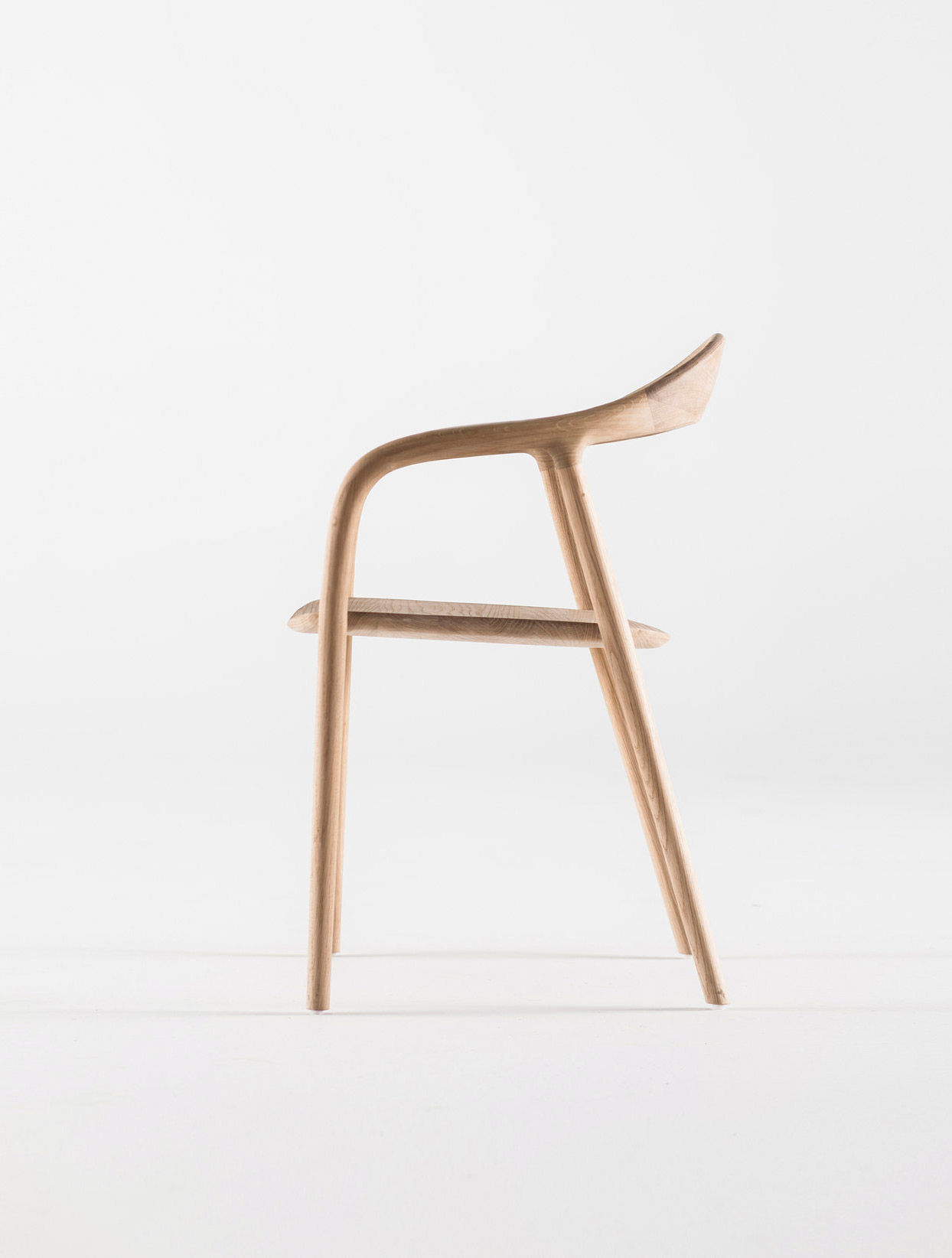 Neva Chair by Regular Company | Aesence®