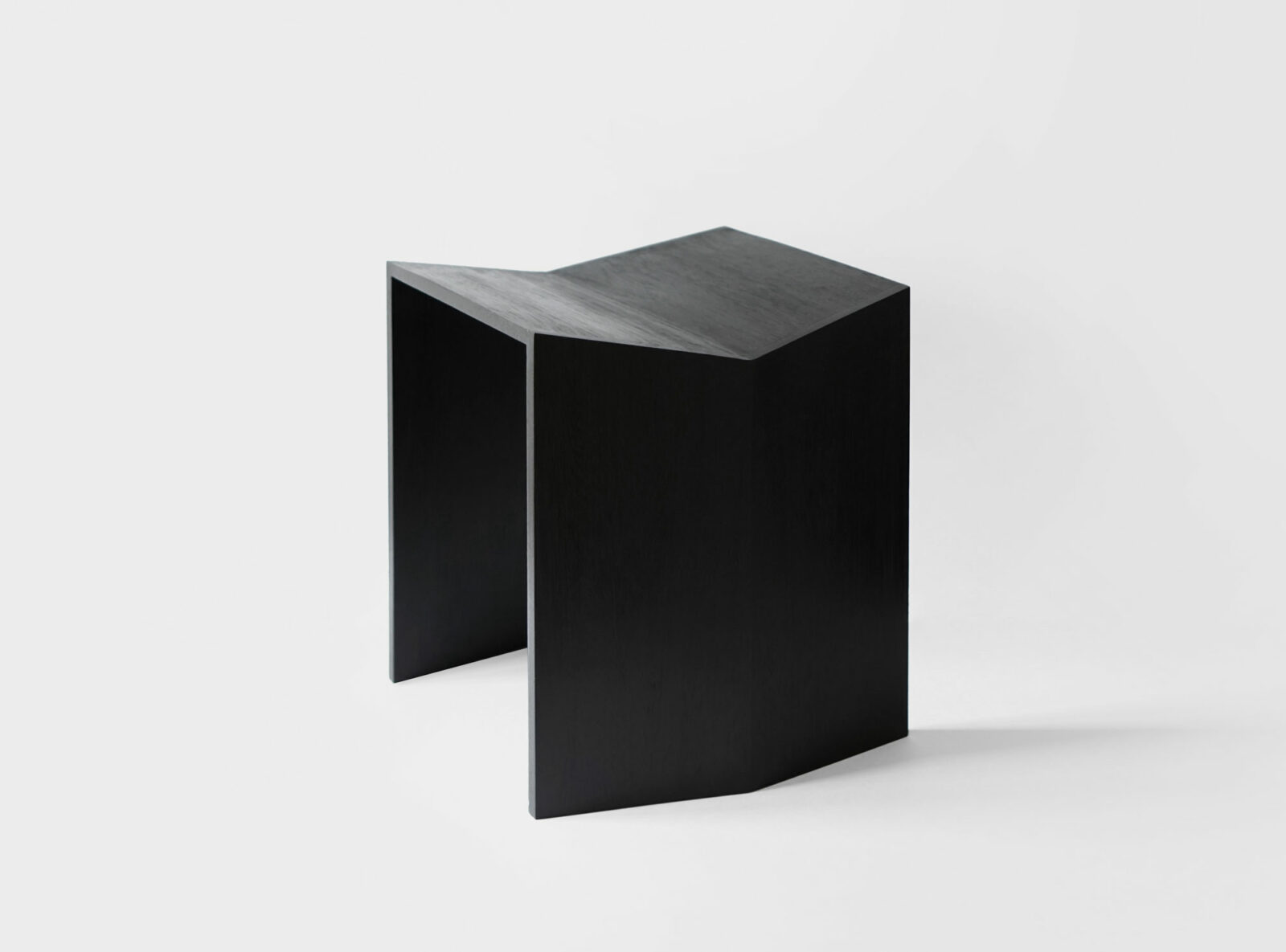 In Conversation with Designer Léonard Kadid | Aesence®