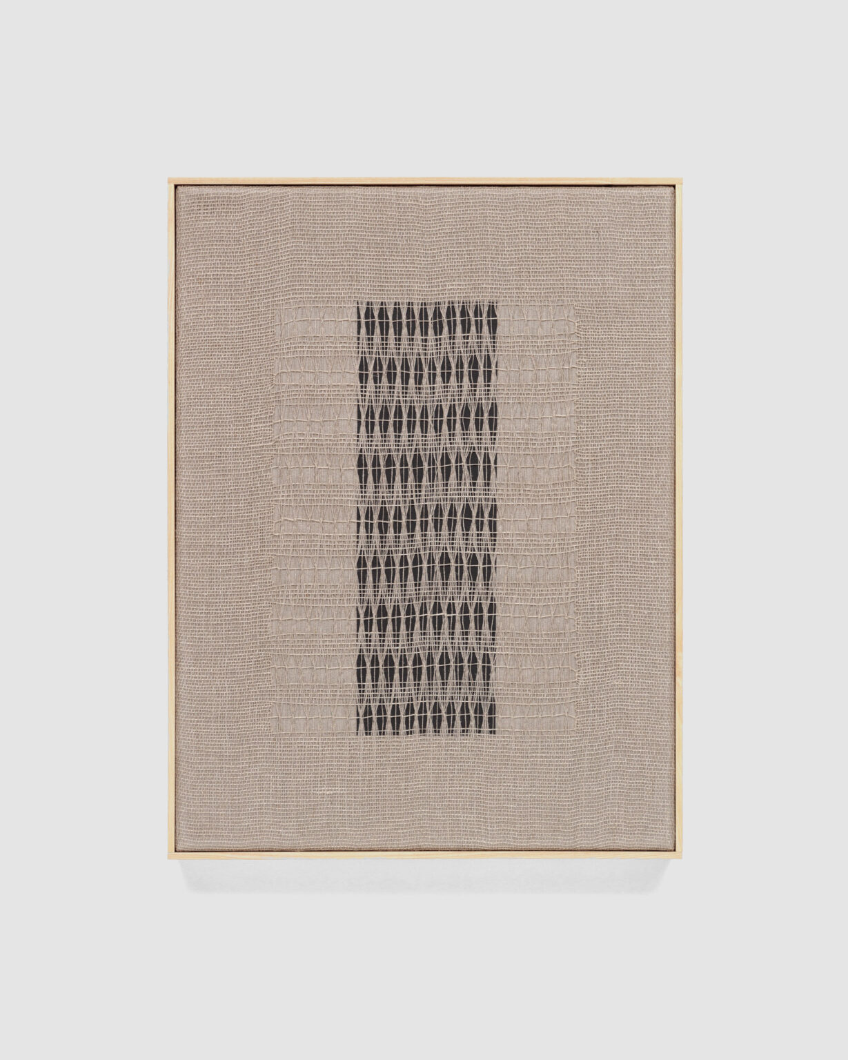 Rachel DuVall - A Dialogue Between Color and Form | Aesence®