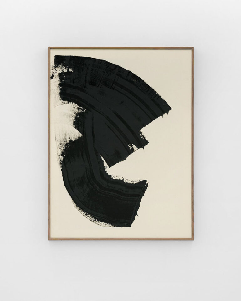 Emma Bernhard - A Subtle Dialogue of Color and Form | Aesence®