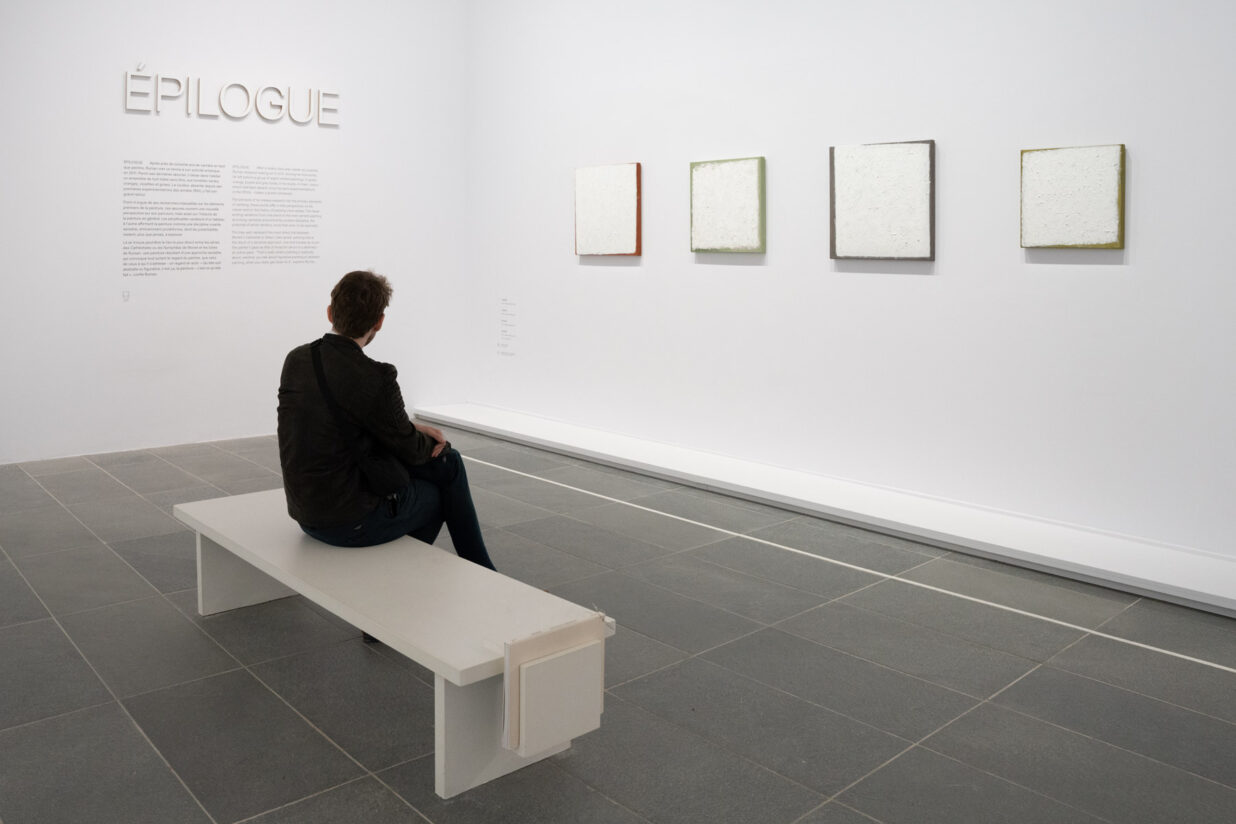 Robert Ryman and the "Act of Looking" in Paris | Aesence®
