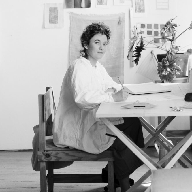 Rachel DuVall - A Dialogue Between Color and Form | Aesence®