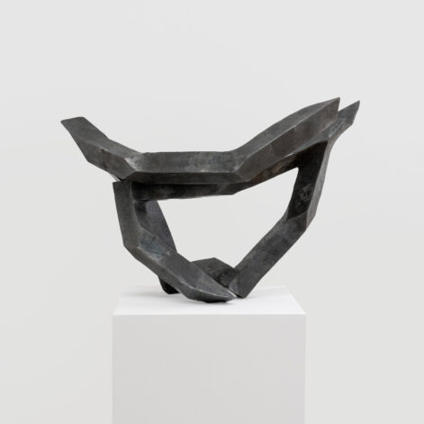 Stephan Siebers - Exploring the Balance Between Volume and Mass | Aesence®